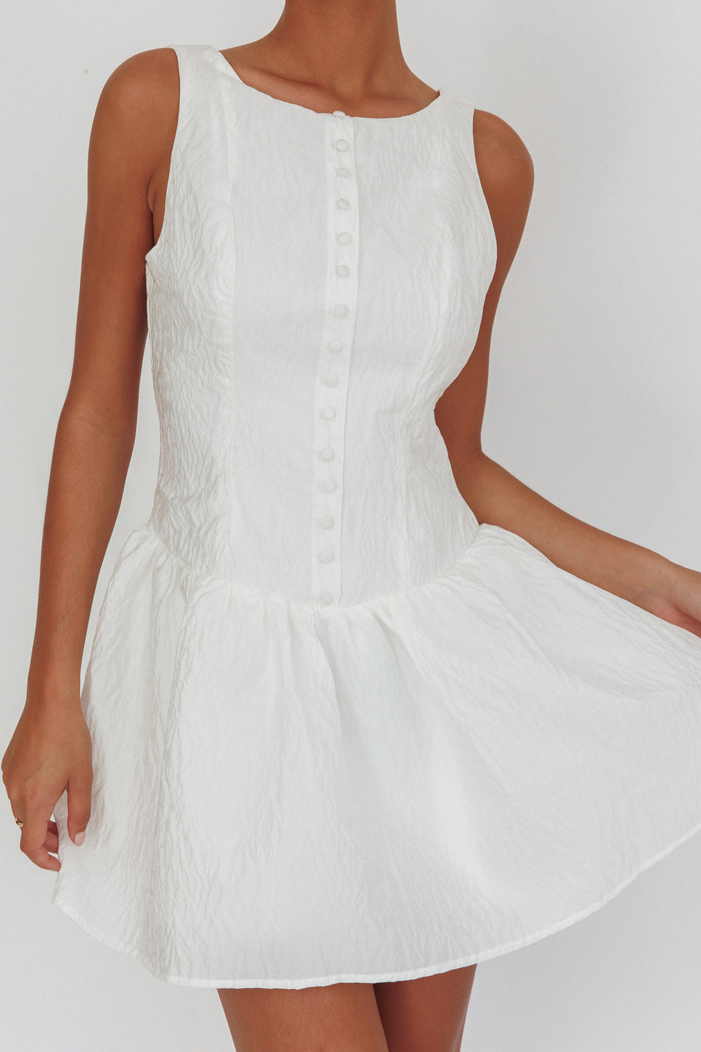 Profile Pic Drop Waist Flounce Mini Dress Textured White– Selfie Leslie ...