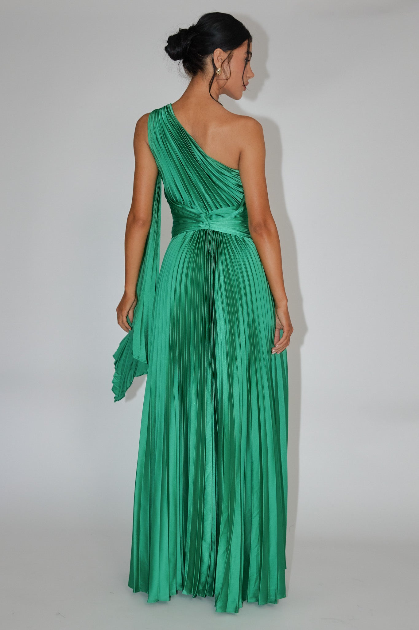 Shop the Laxmi Accordion Pleat Maxi Dress Kelly Green